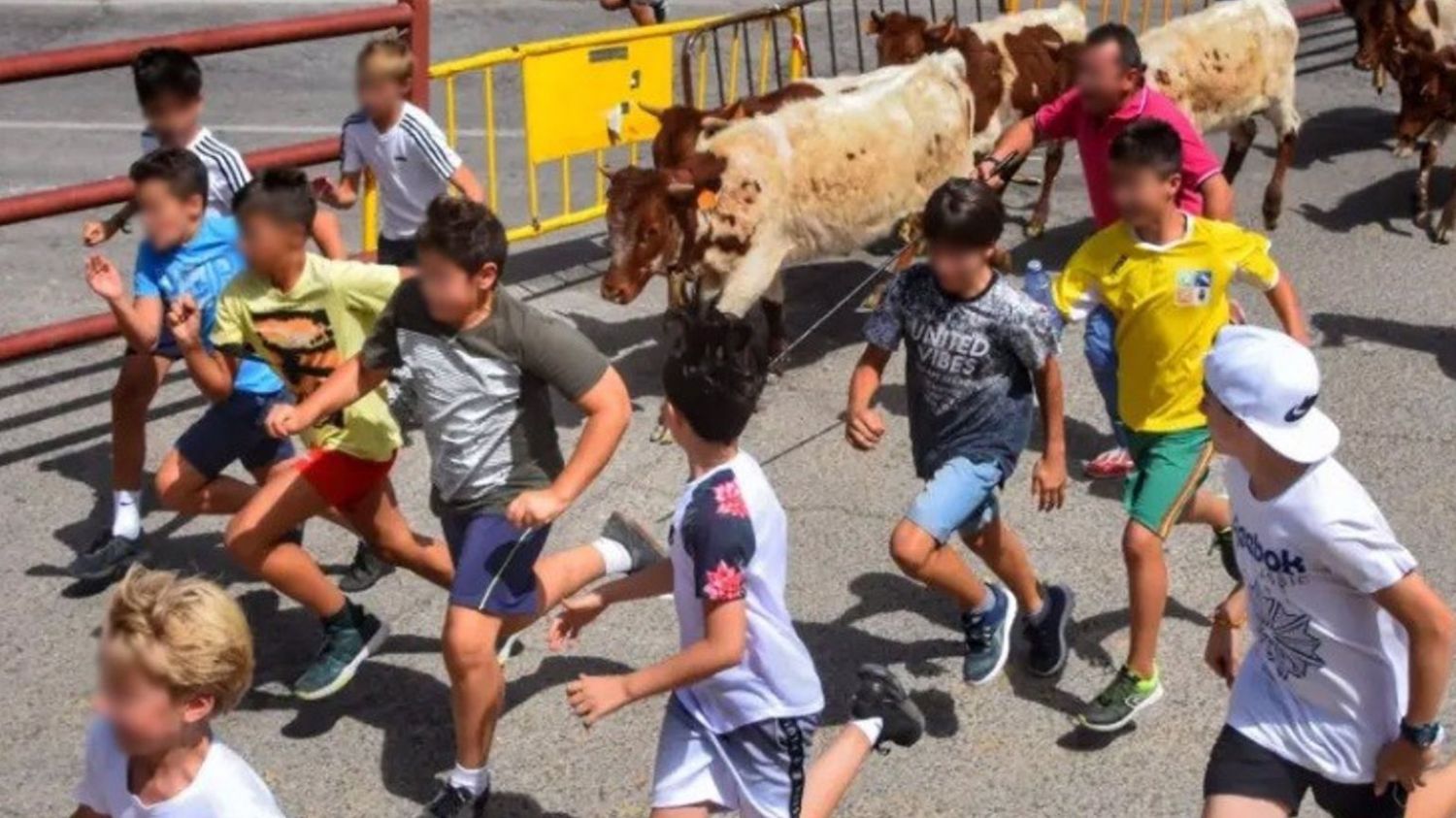 Pacma pide suspender Feria de Caza de Illana (Guadalajara) (Guadalajara ... Pacma pide suspender Feria de Caza de Illana (Guadalajara) (Guadalajara ...
